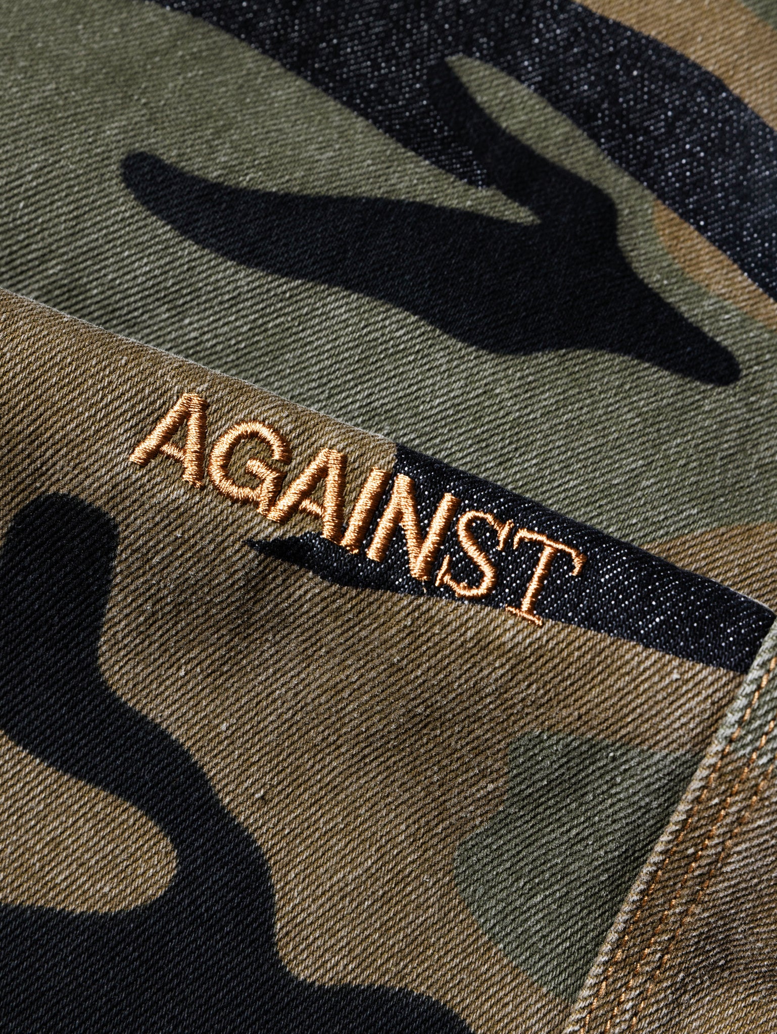 CAMO PERFECT PANTS – AGAINST LAB.